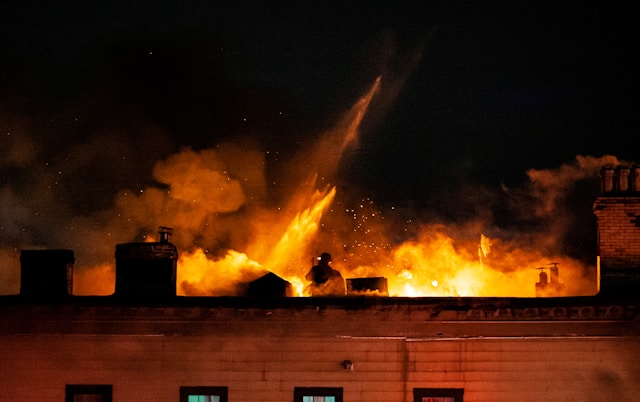 Fire at work : How to respond safely to an office fire